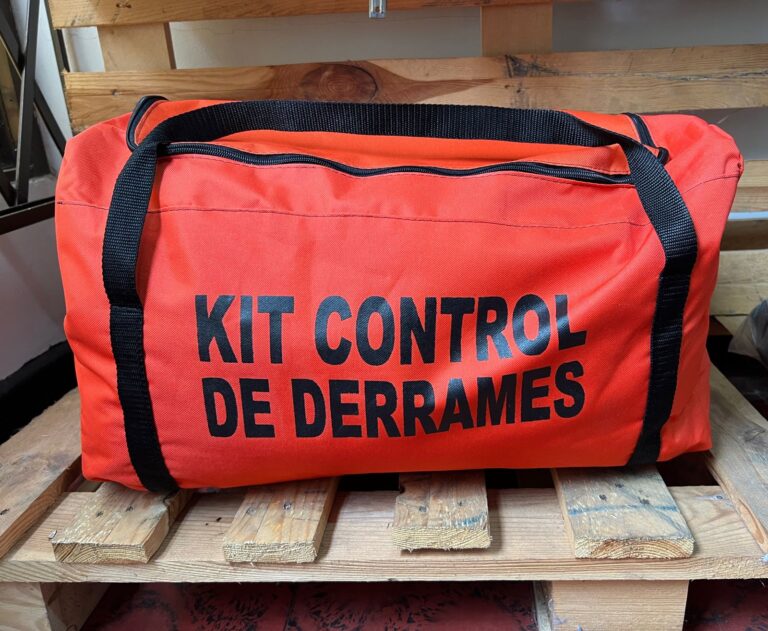 KIT DERRAMES 5, 10, 15, 20 Y 50 GLN MALETA CUADRADA – El Siso S.A.S